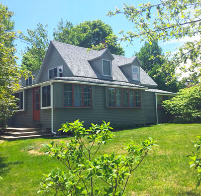 George's Garden Cottage: wonderful in-town Bar Harbor cottage!